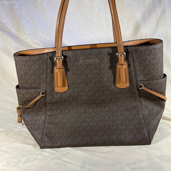 Michael Kors | Bags | Michael Kors Small Logo Tote | Poshmark